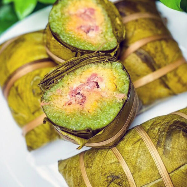 Vietnamese Square Sticky Rice Cake (Bánh Chưng)