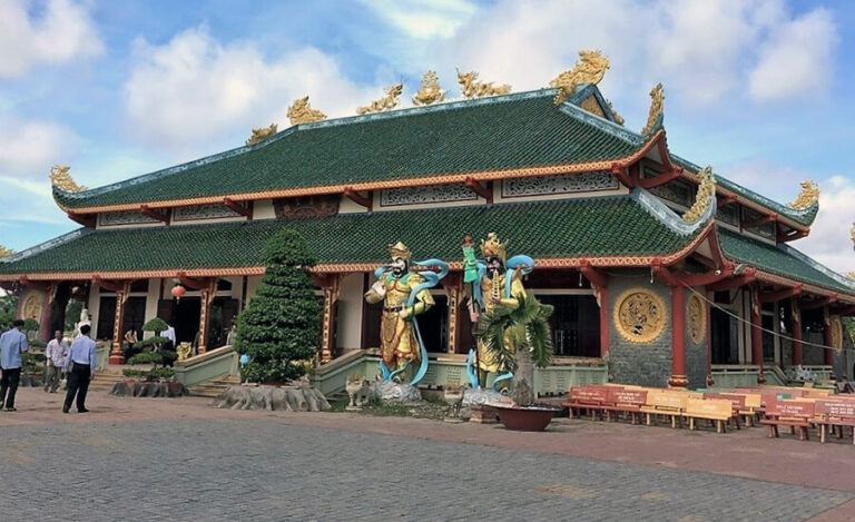 Quan Am Phat Dai - Famous spiritual work in Bac Lieu